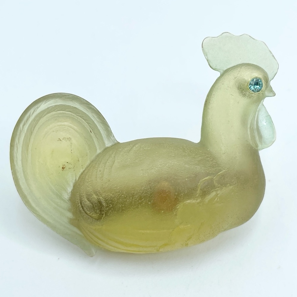 Vintage Lucite Rooster Chicken Farm Animal Brooch Pin - Gem